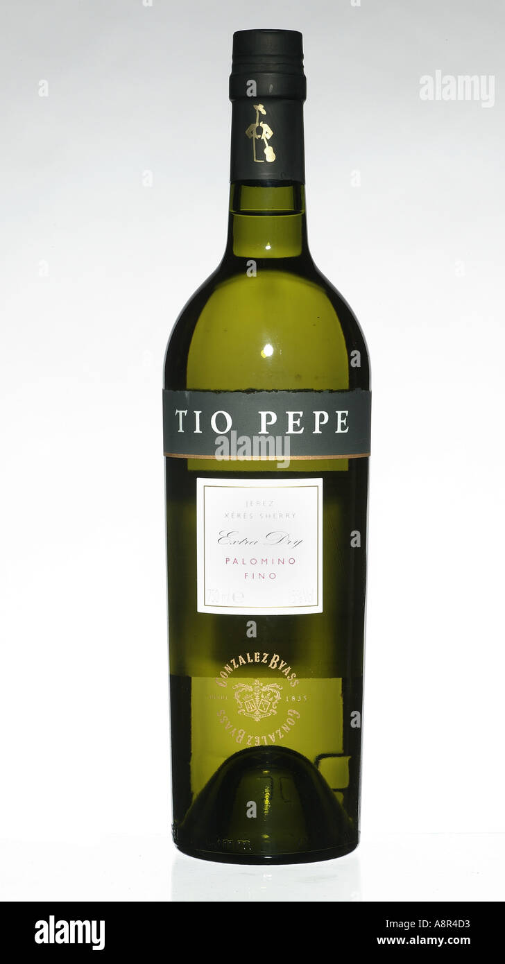 bottle of Tio Pepe Stock Photo - Alamy