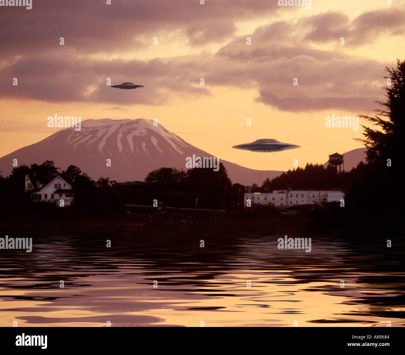 Grey alien base hi-res stock photography and images - Alamy