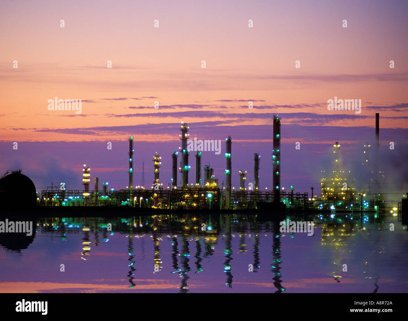 Refinery enterprise hi-res stock photography and images - Alamy