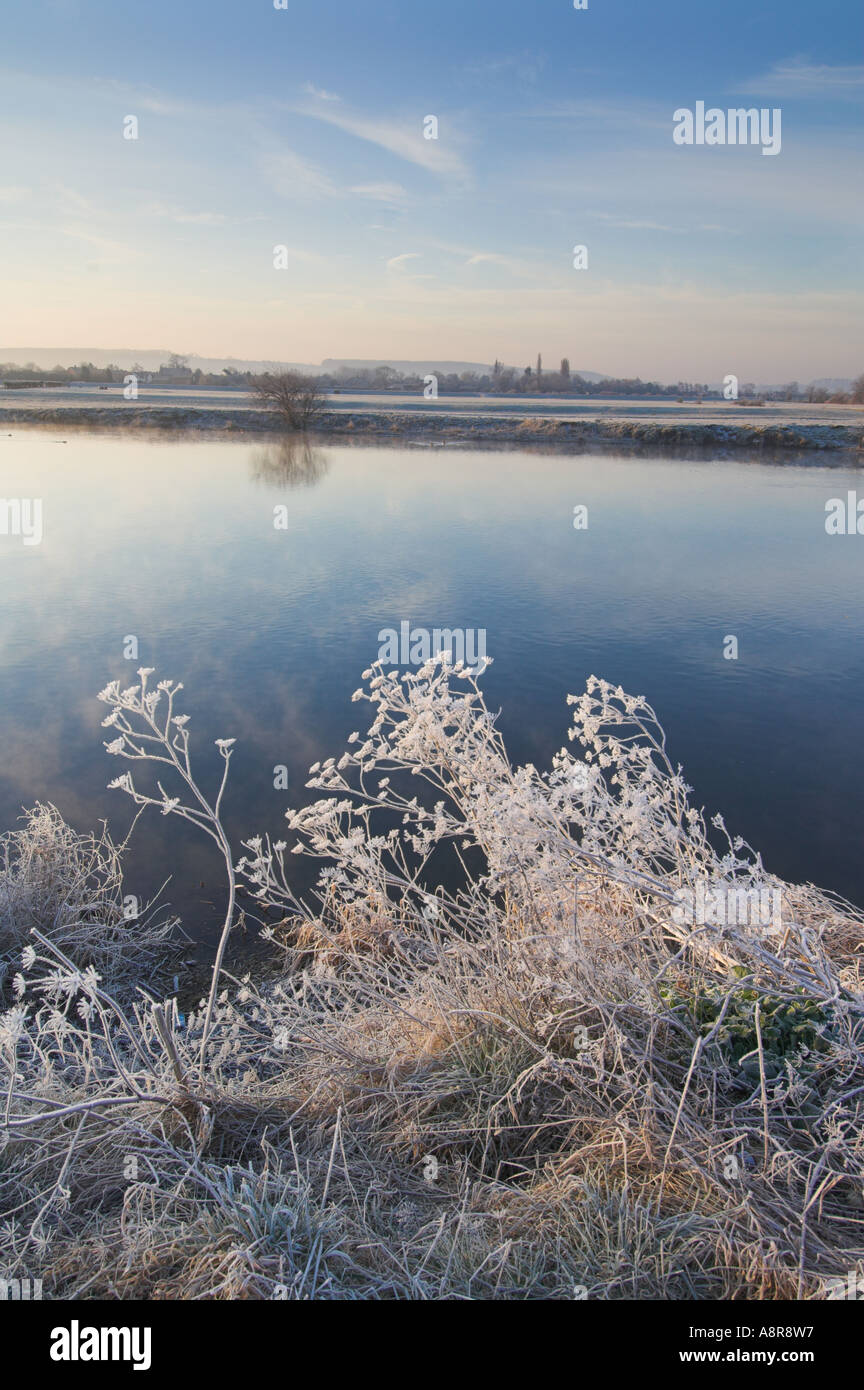 River Trent Attenborough at dawn on a cold frosty morning Nottingham ...