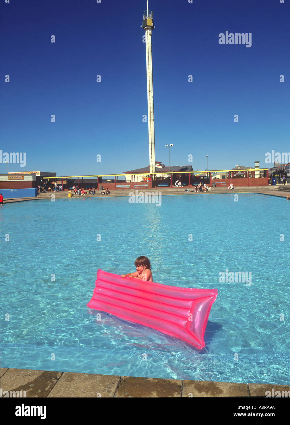 Rhyl sun centre hi-res stock photography and images - Alamy