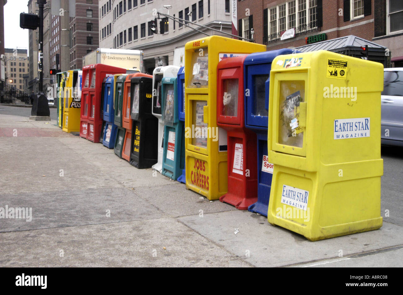 Newspaper sales boxes hi-res stock photography and images - Alamy