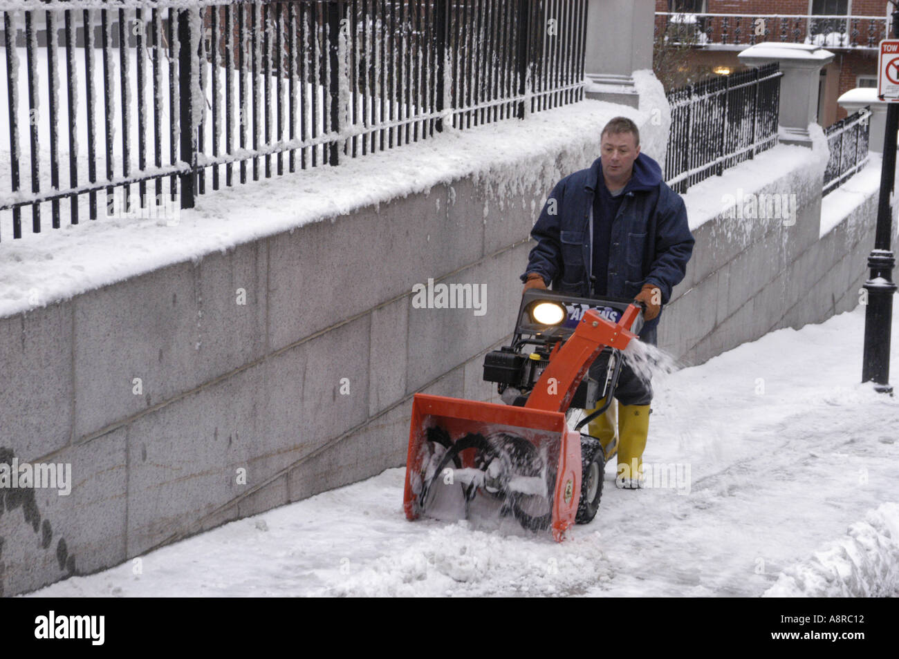 Using snow blower hi-res stock photography and images - Alamy