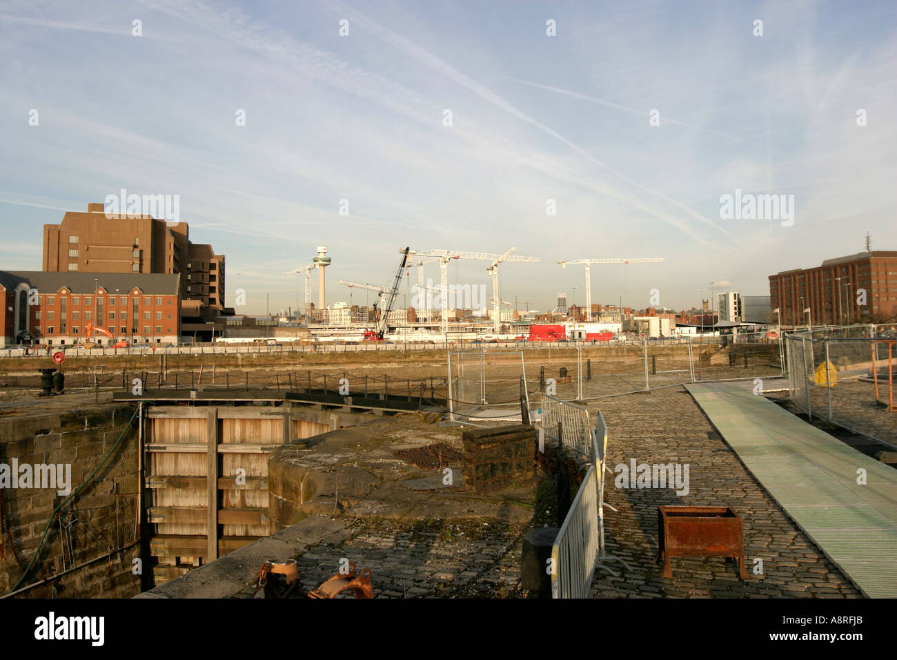 Liverpool The lock gate between the Canning Half Tide Dock and the ...