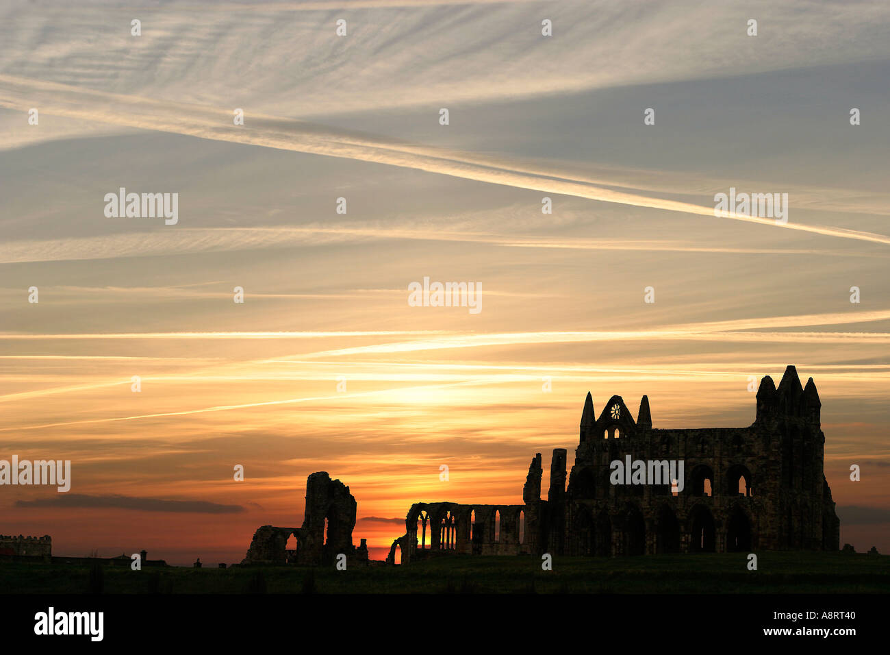 Whitby abbey sunset hi-res stock photography and images - Alamy