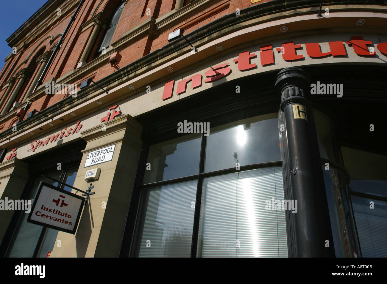 Liverpool college student hi-res stock photography and images - Alamy