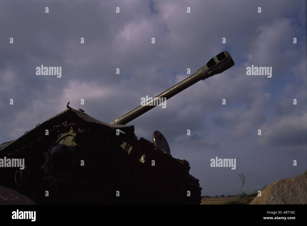 War tanks hi-res stock photography and images - Alamy