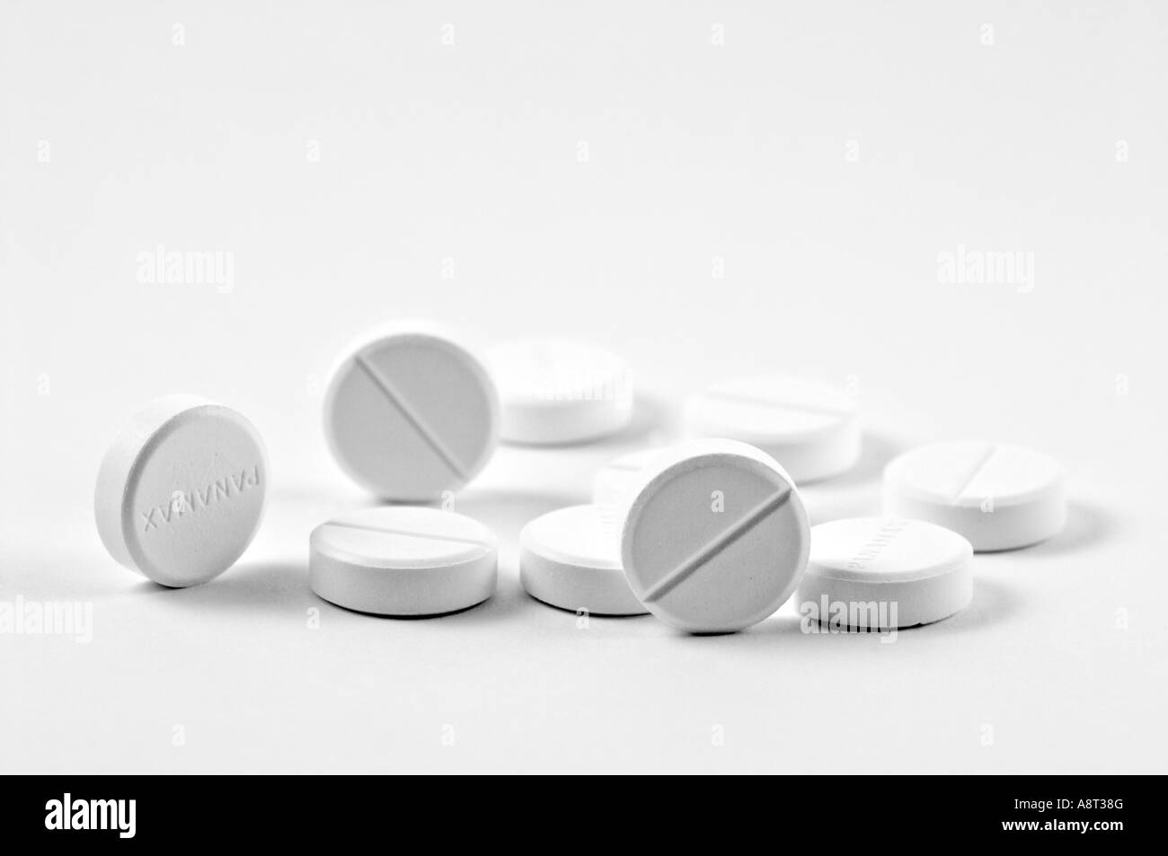 Medication tablets Black and White Stock Photos & Images - Alamy