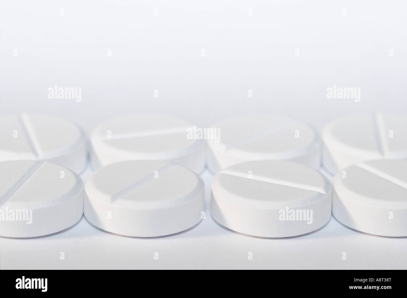 8 Tablets Generic White Stock Photo - Alamy