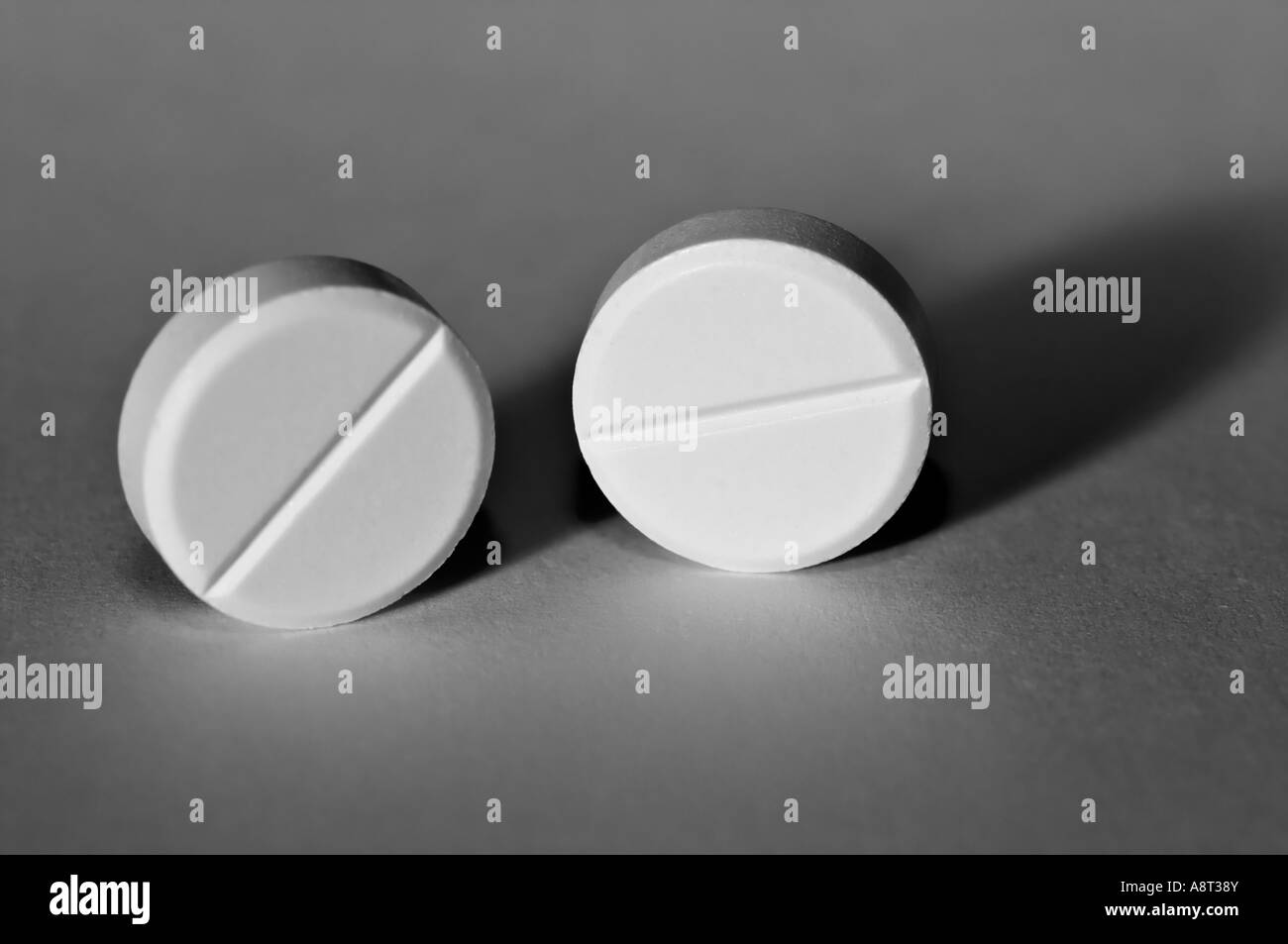 Paracetamol tablets blister pack Black and White Stock Photos & Images ...