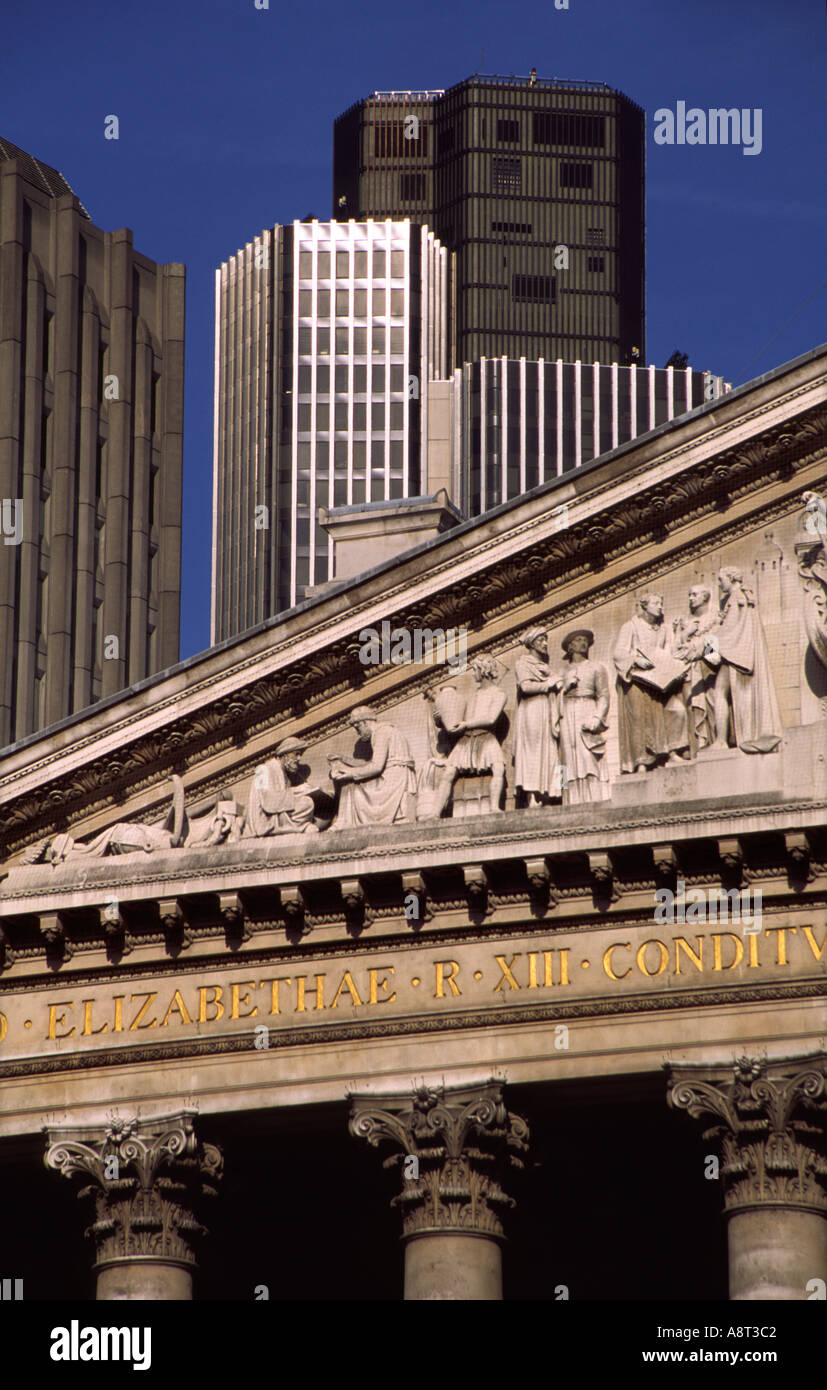 Architectural contrasts City of London 2 Stock Photo - Alamy