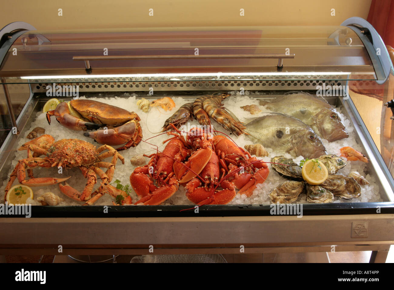 Platter seafood fruits de mer hi-res stock photography and images - Alamy