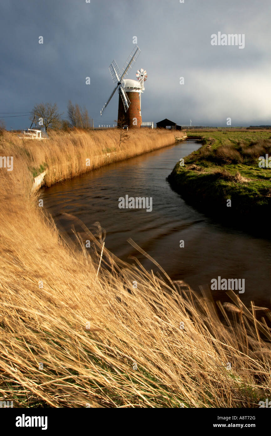 Horsey drainage windmill hi-res stock photography and images - Alamy