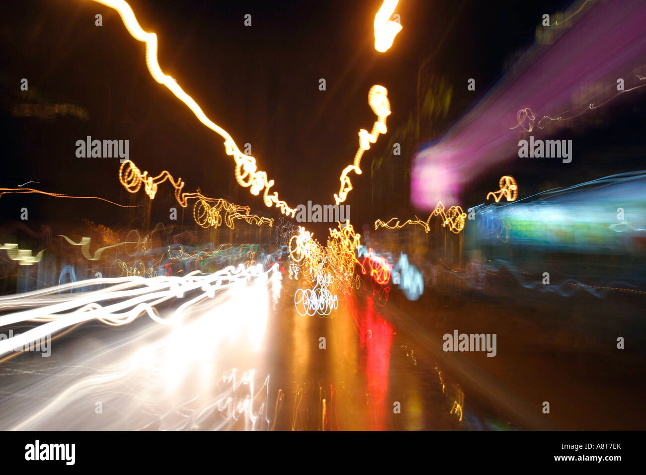 Streaked vehicle lights hi-res stock photography and images - Alamy