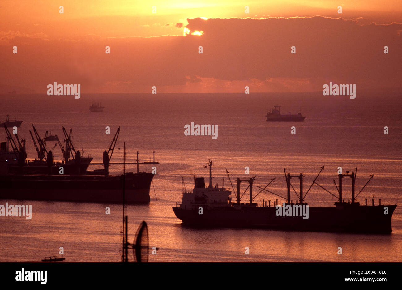 Sunset Manila Bay Manila Philippines Stock Photo - Alamy
