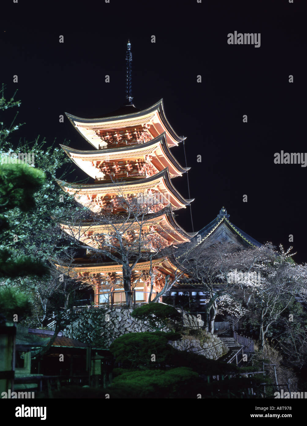 Japan Miyajima pagoda Stock Photo - Alamy