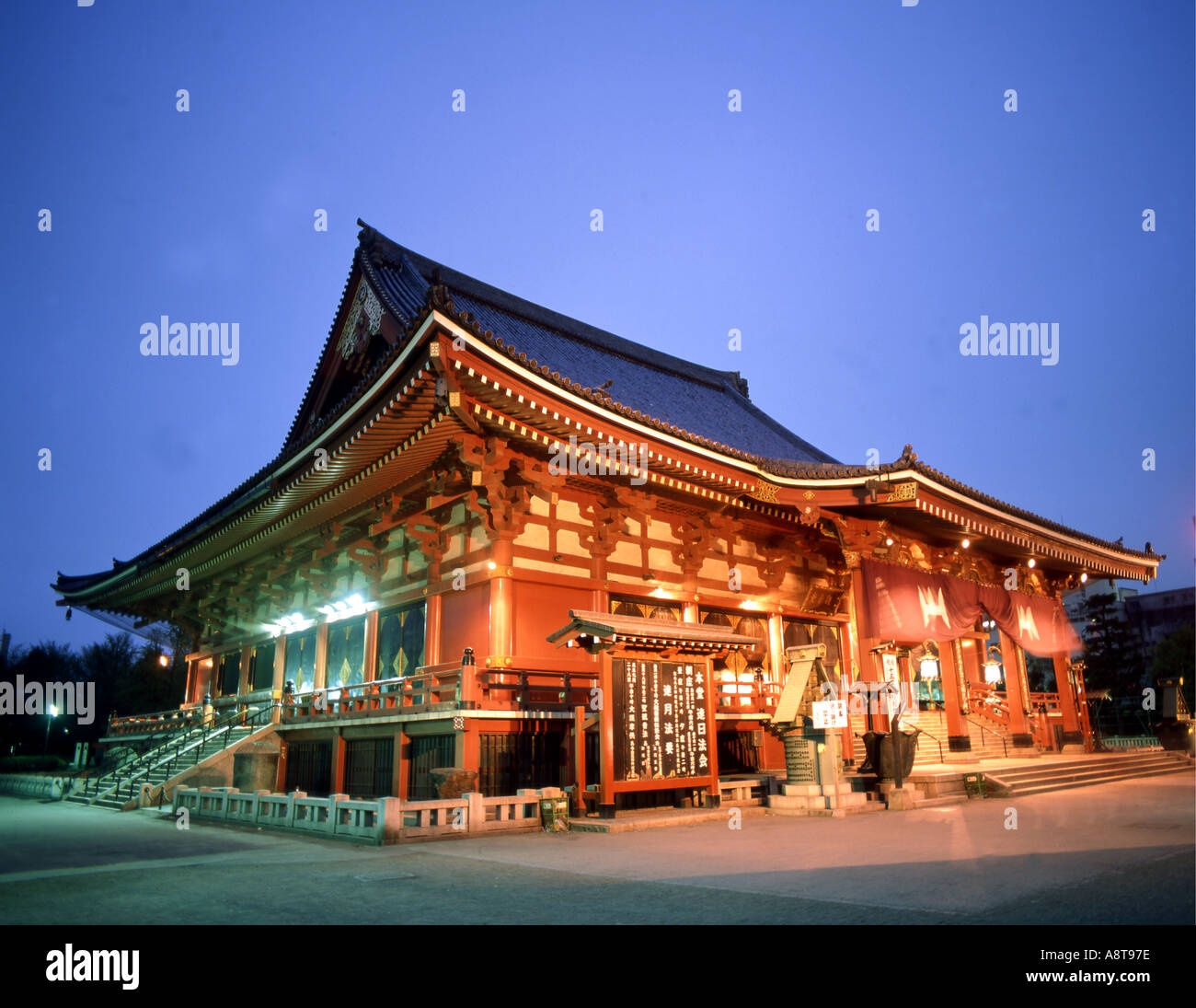 Shinsho ji temple tokyo hi-res stock photography and images - Alamy