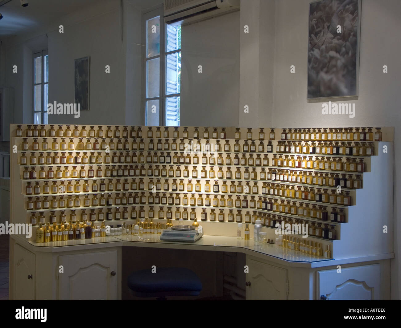 Perfumiers organ used by "nose" at Fragonard perfume factory Grasse ...
