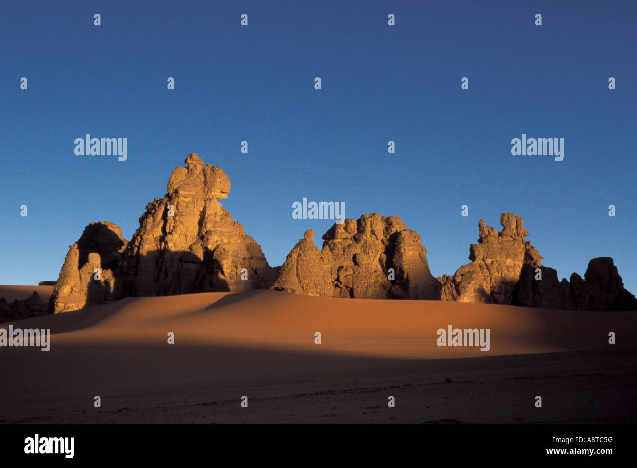 rocks at Jebel Akakus, Libya, Sahara Stock Photo - Alamy