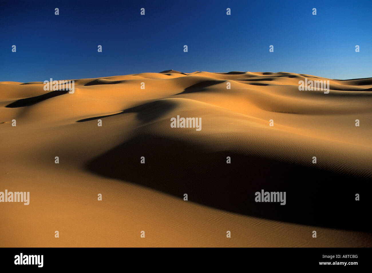 sand dunes, Libya, Sahara Stock Photo - Alamy