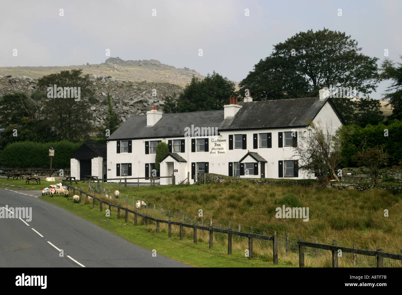 Dartmoor inn hi-res stock photography and images - Alamy