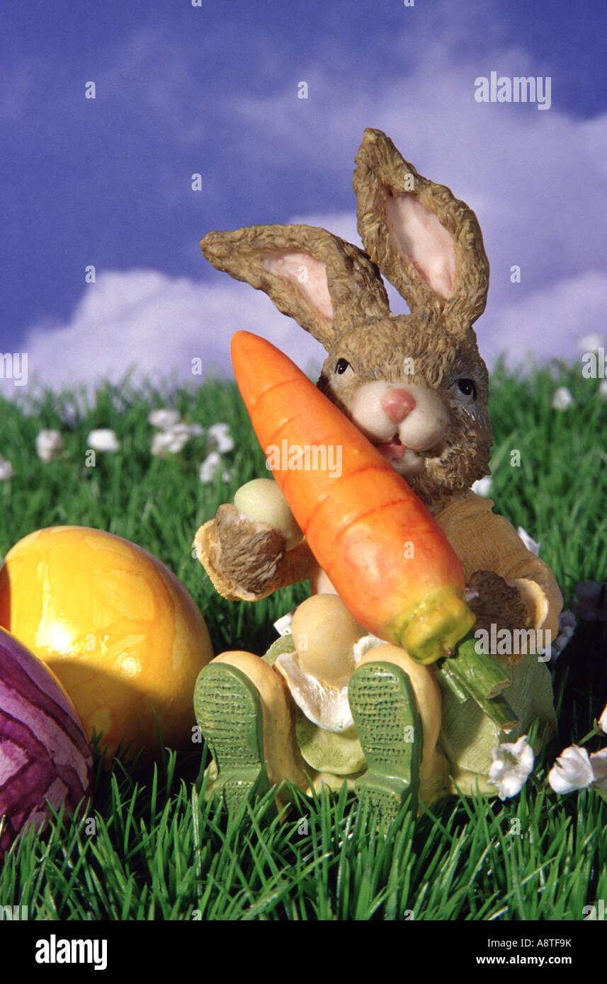 easter bunny with carrot Stock Photo - Alamy