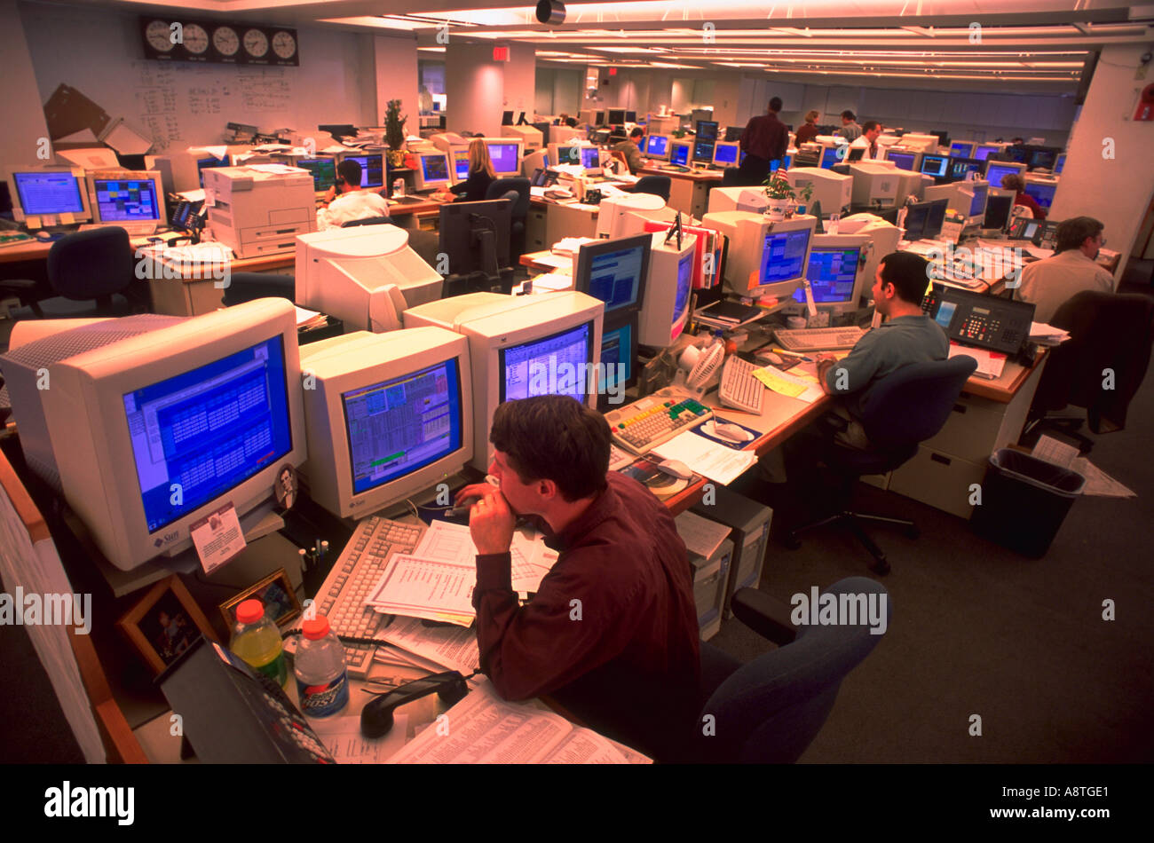 Stock market trader phones hi-res stock photography and images - Alamy