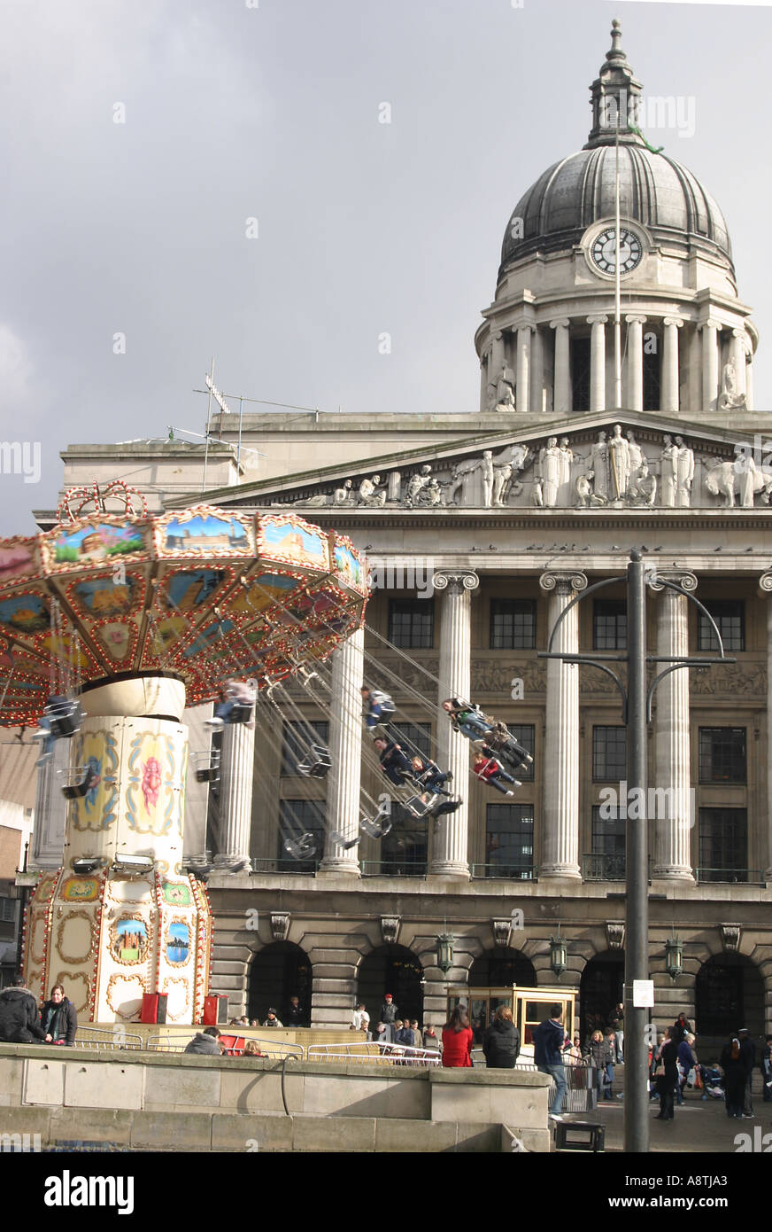 Nottingham Funfair in front of the Council House Stock Photo - Alamy