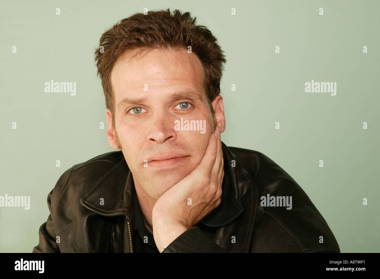 Impassive expression hi-res stock photography and images - Alamy