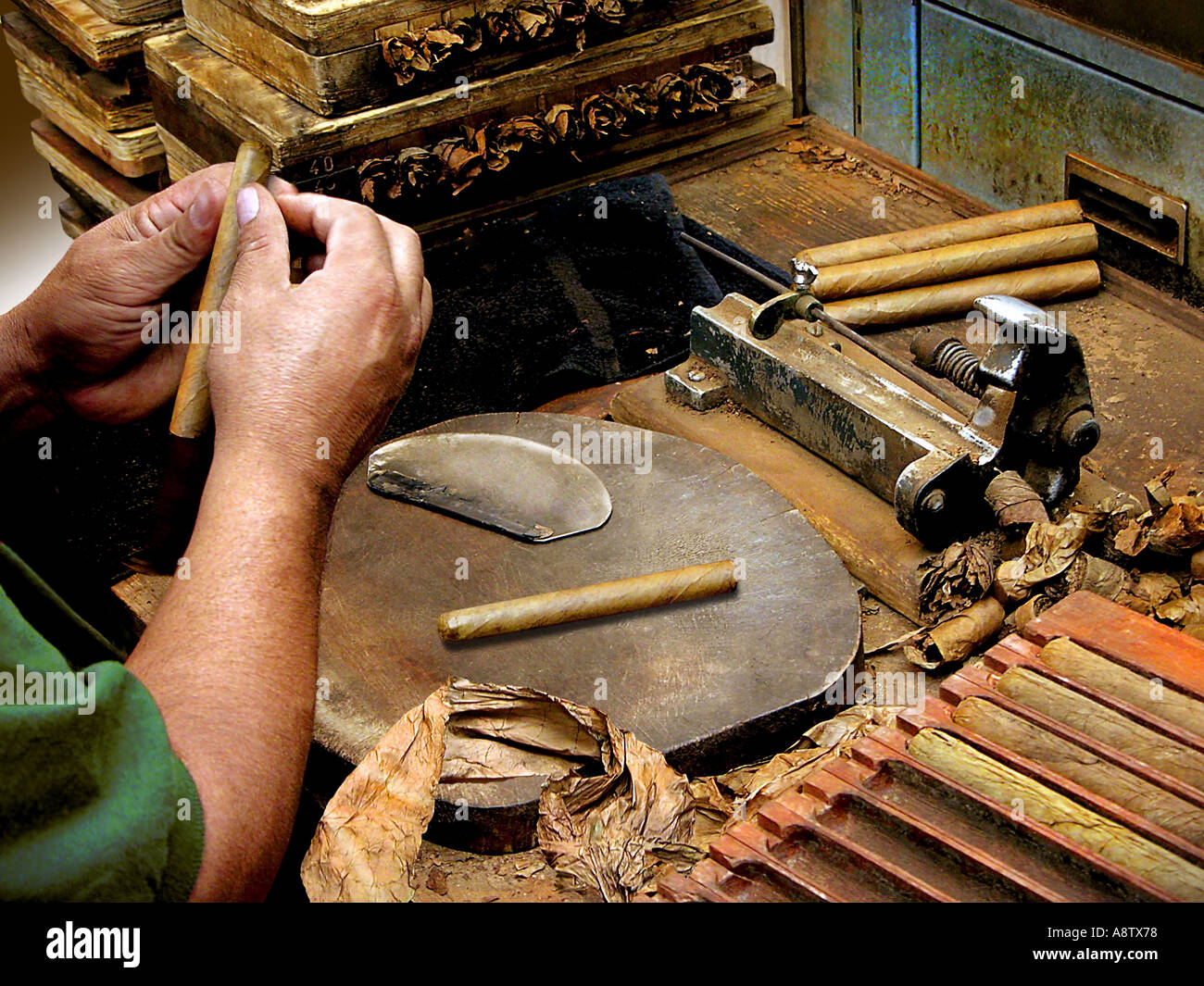Carpentry techniques hi-res stock photography and images - Alamy