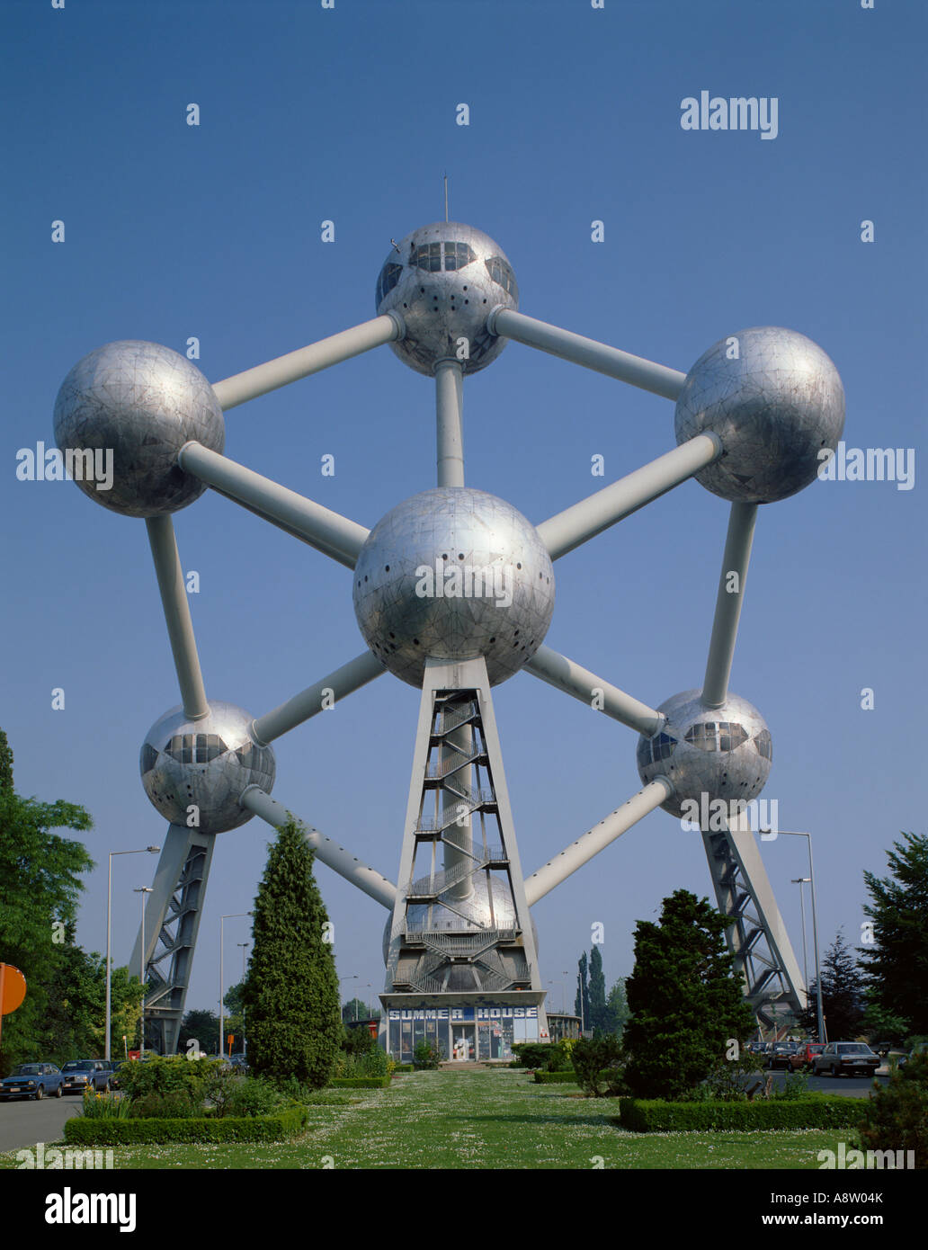 The Atomium Monument Designed By Andre Waterkeyn High Resolution Stock ...