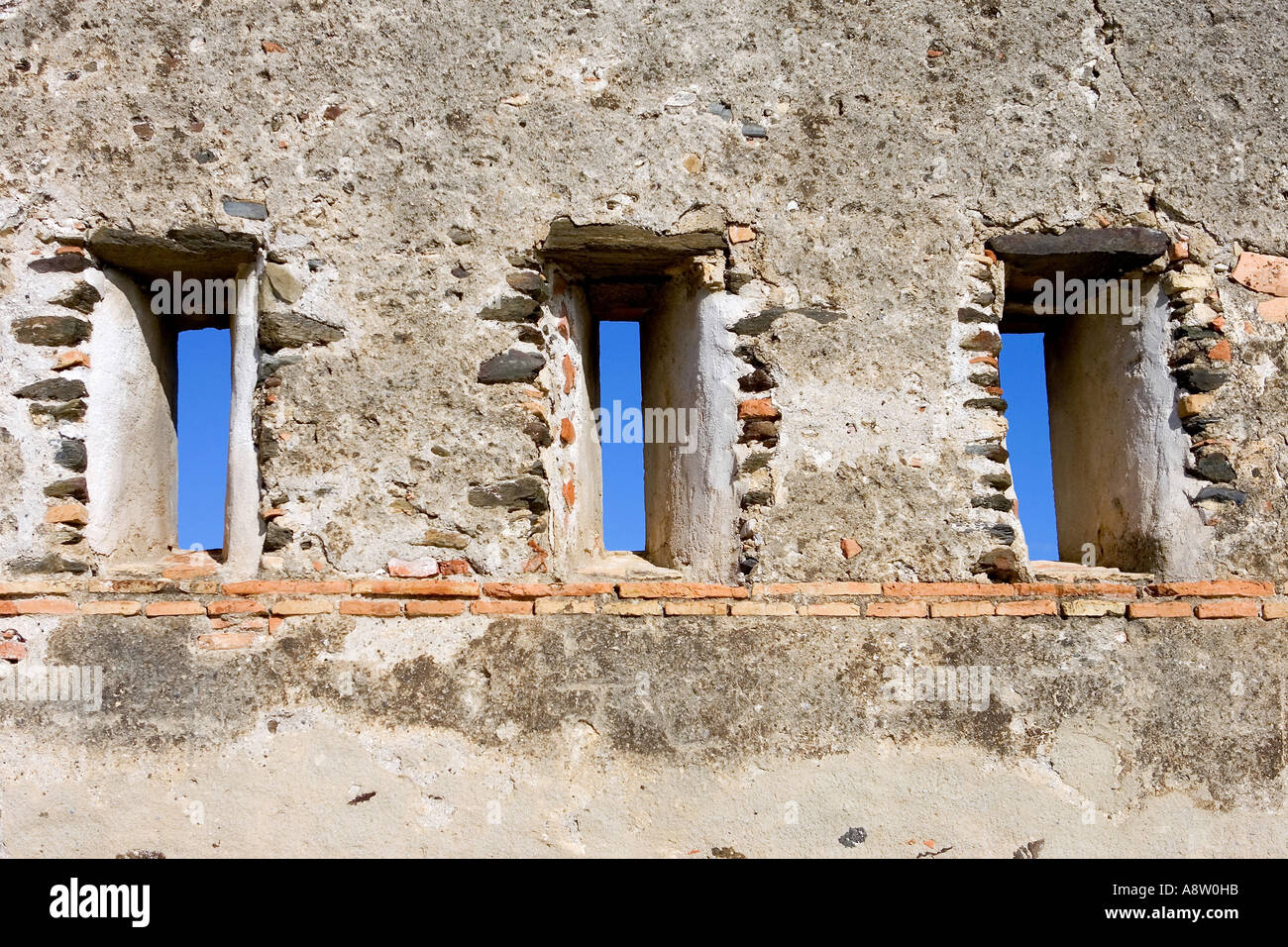 Arrow slit windows hi-res stock photography and images - Alamy
