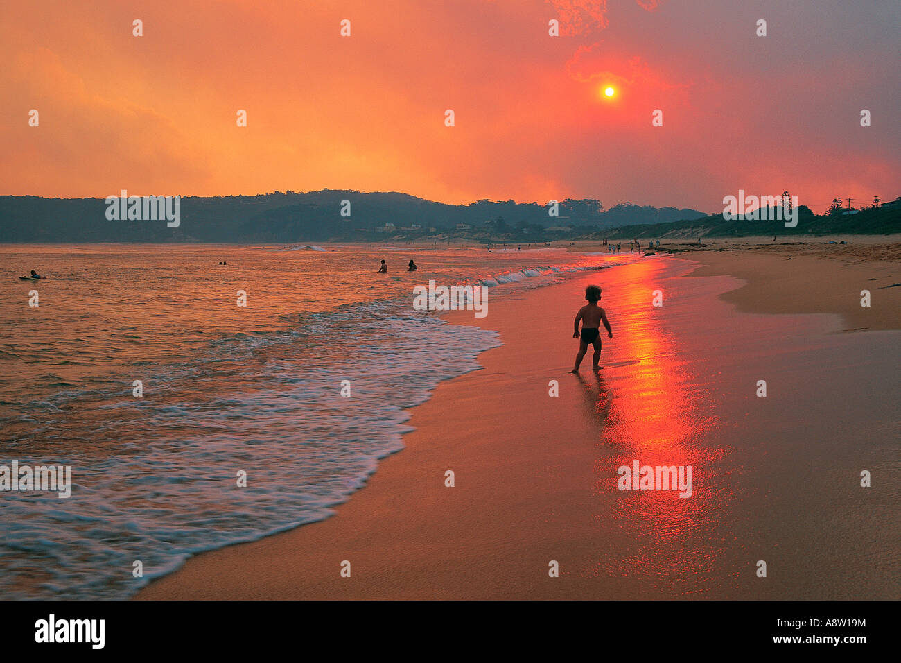 Australia fires beach hi-res stock photography and images - Alamy