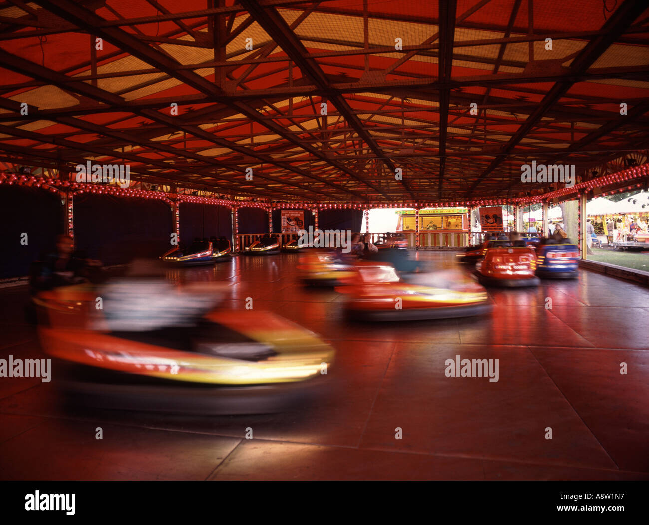 FAIRGROUND DODGEMS. ENGLAND. UK Stock Photo - Alamy