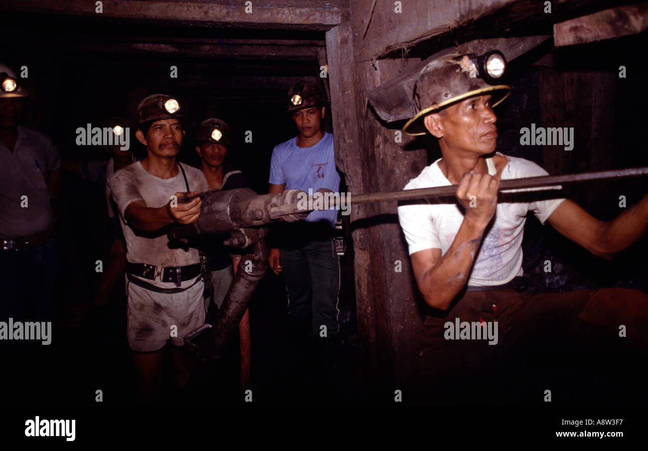 Filipino mine workers Zambales Philippines Stock Photo - Alamy