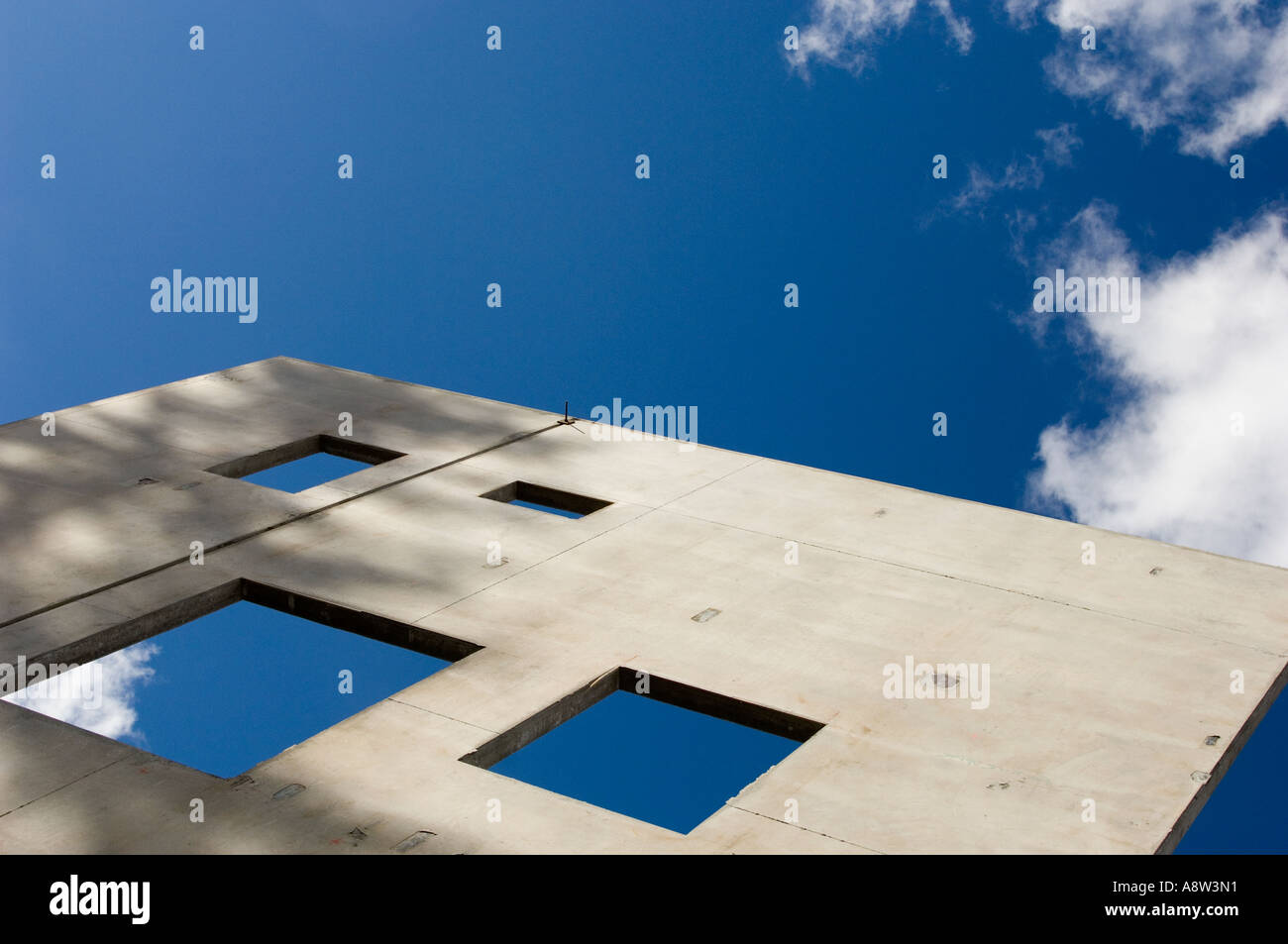 Horizontal wall structure for building in town center Seattle ...