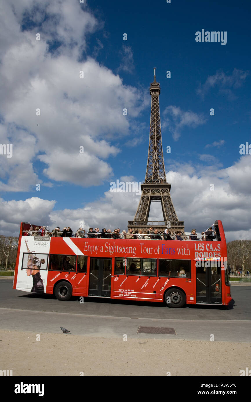 Historical french bus hi-res stock photography and images - Alamy