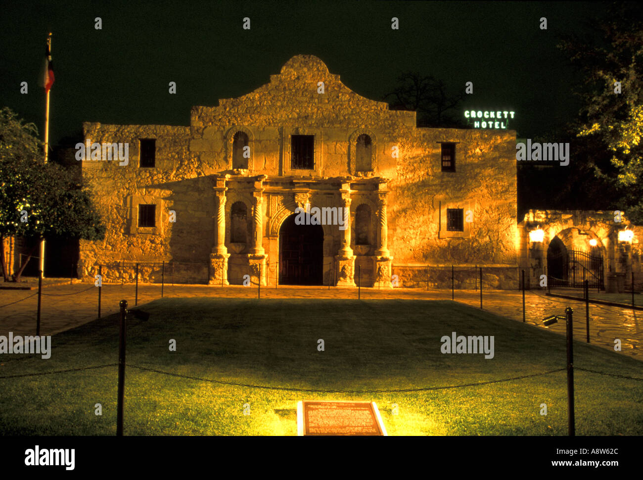 The Alamo at night San Antonio Texas Stock Photo - Alamy