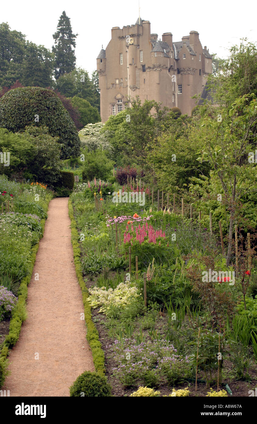 Crathes Castle Scotland Stock Photo - Alamy