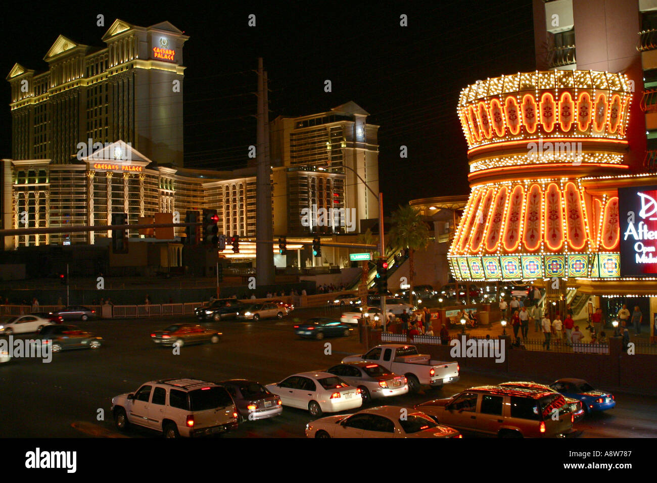 Las Vegas Boulevard at night Stock Photo - Alamy