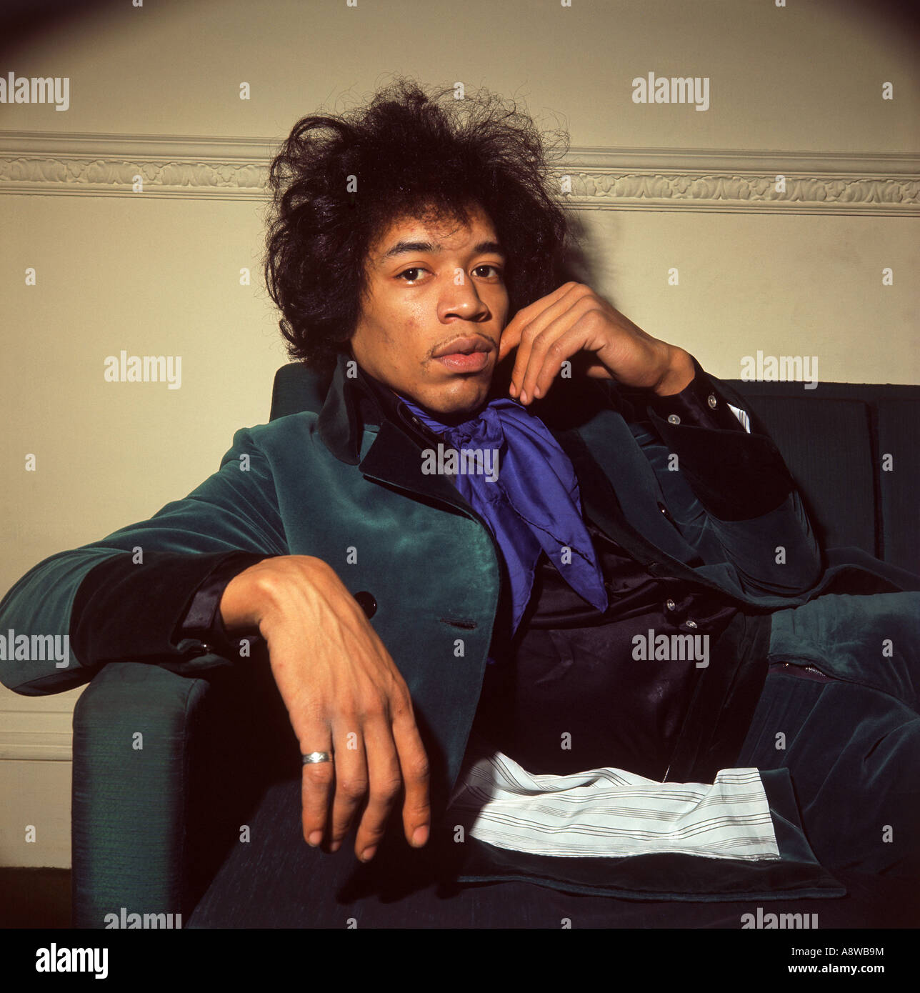 Jimi hendrix 1967 hi-res stock photography and images - Alamy