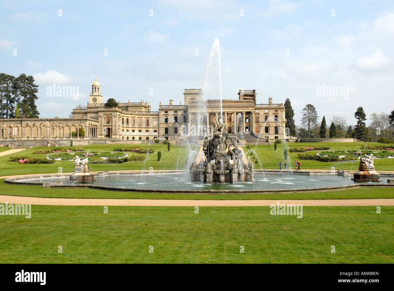 Witley Court fountains in front of the south facade Stock Photo - Alamy