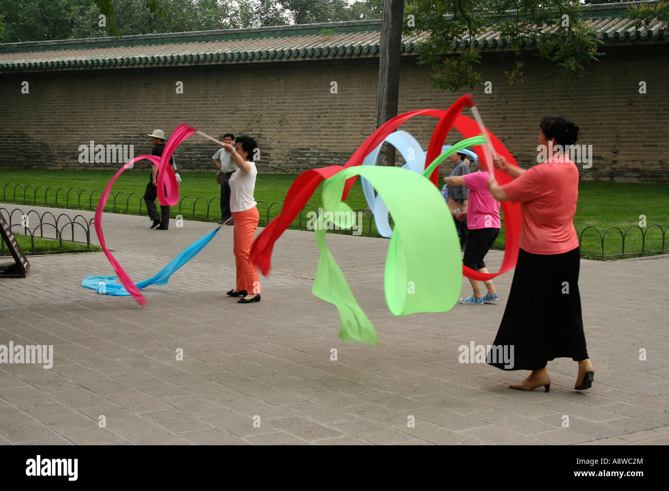 Morning Exercises at Summer Palace Beijing China Stock Photo - Alamy