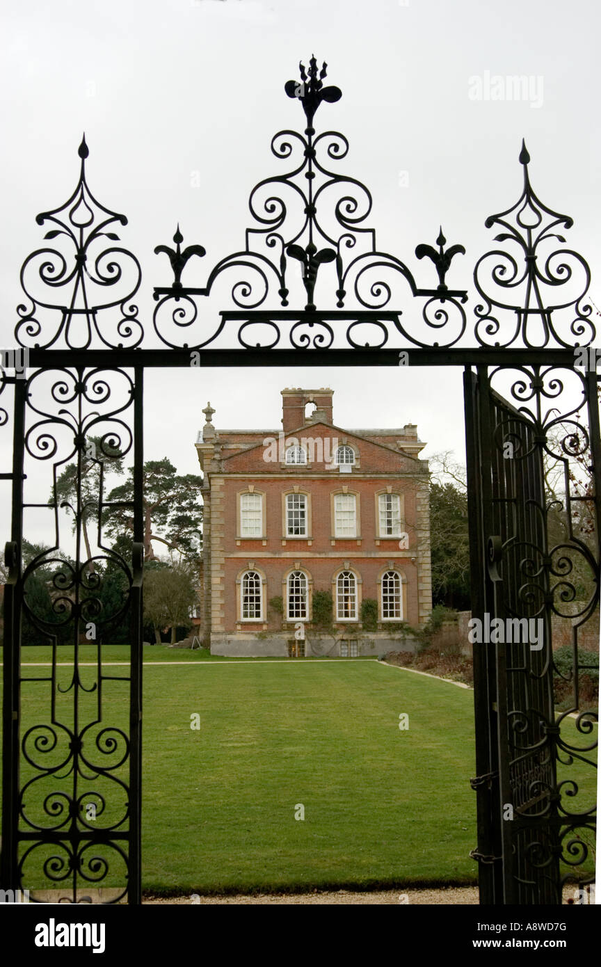 Kingston gate hi-res stock photography and images - Alamy