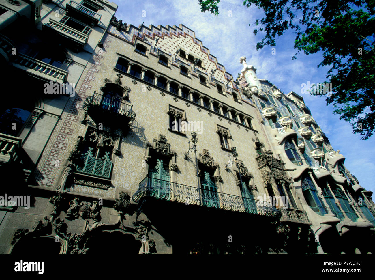 Modernist architecture 1900s hi-res stock photography and images - Alamy