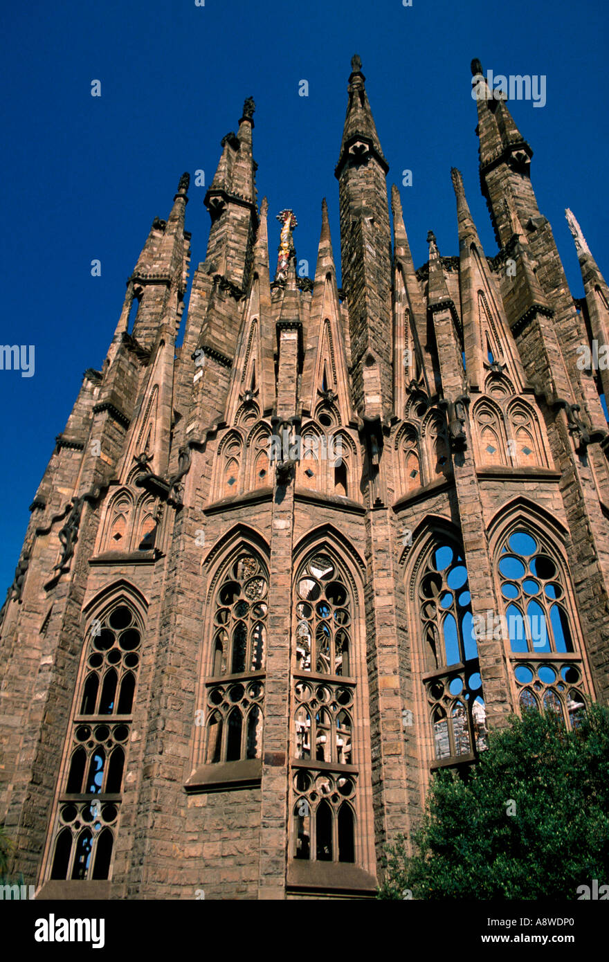 Temple of La Sagrada Família, Roman Catholicism, Roman Catholic ...