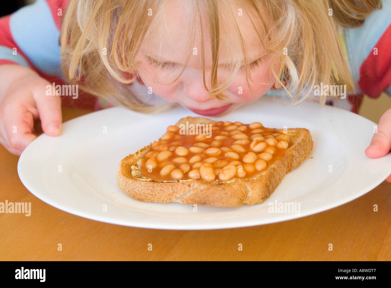 Baked beans heinz girl hi-res stock photography and images - Alamy