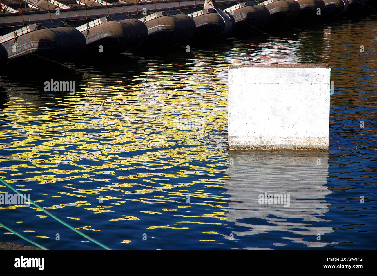 SUB90511 Golden yellow color reflection in water Stock Photo - Alamy