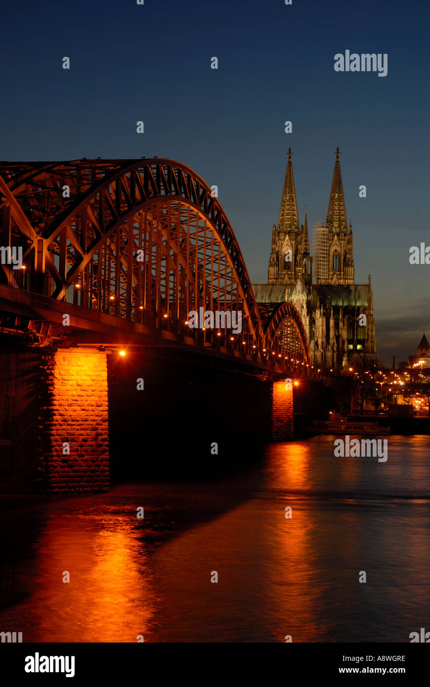 Cologne Cathedral, Hohenzollern Bridge at night Stock Photo - Alamy