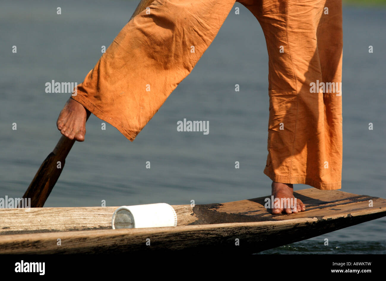 Asia, Myanmar, Inle Lake, leg rowing Intha fisherman Stock Photo - Alamy
